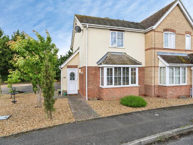 2 bedroom end of terrace house for sale