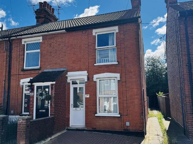 2 bedroom end of terrace house for sale