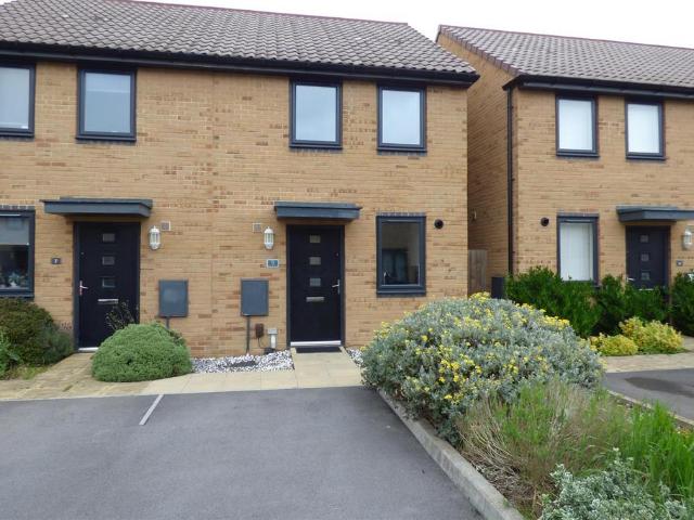 2 bedroom end of terrace house for sale