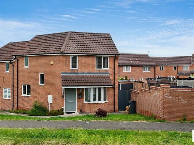 2 bedroom end of terrace house for sale