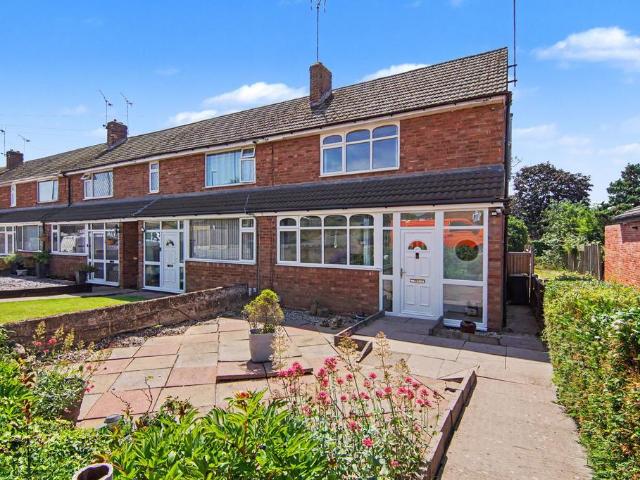 2 bedroom end of terrace house for sale