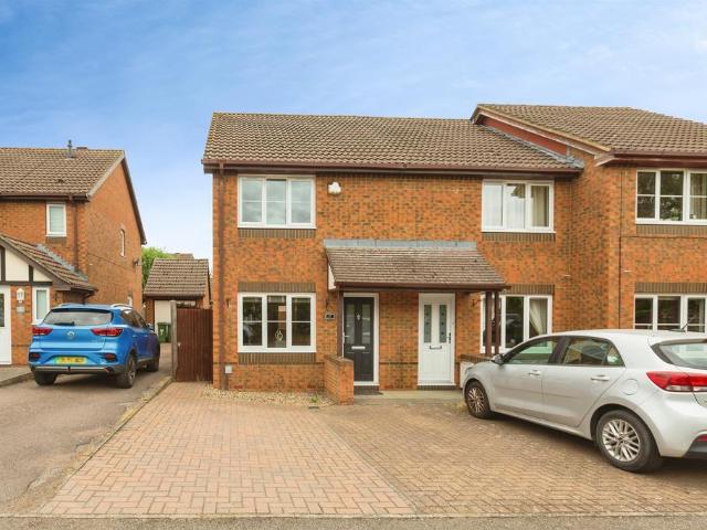 2 bedroom end of terrace house for sale