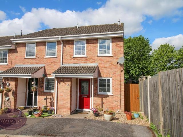 2 bedroom end of terrace house for sale