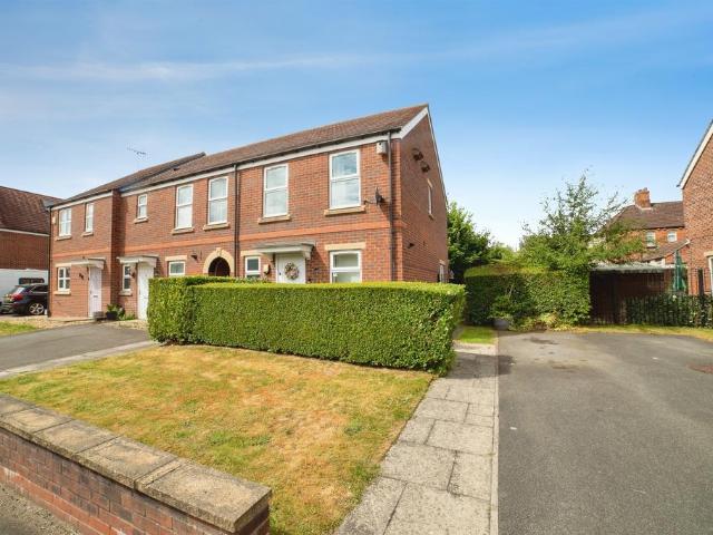 2 bedroom end of terrace house for sale