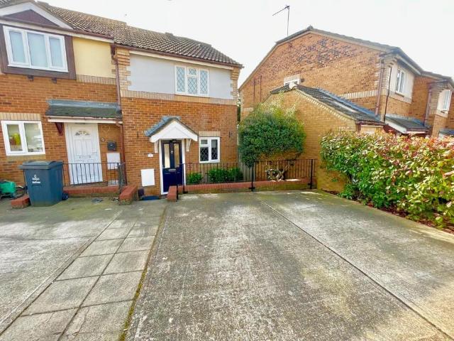 2 bedroom end of terrace house for sale