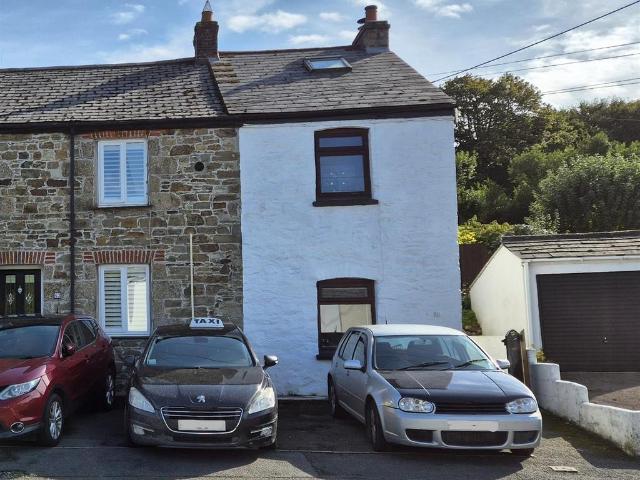 2 bedroom end of terrace house for sale