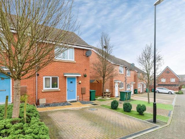 2 bedroom end of terrace house for sale
