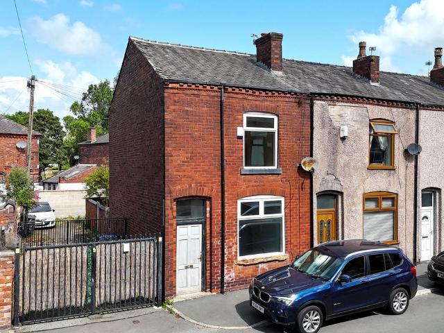 2 bedroom end of terrace house for sale