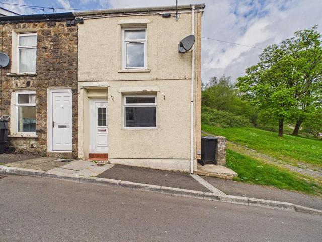 2 bedroom end of terrace house for sale