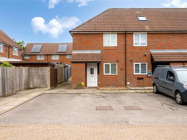 2 bedroom end of terrace house for sale