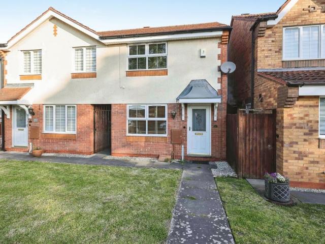 2 bedroom end of terrace house for sale