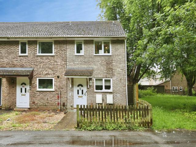 2 bedroom end of terrace house for sale