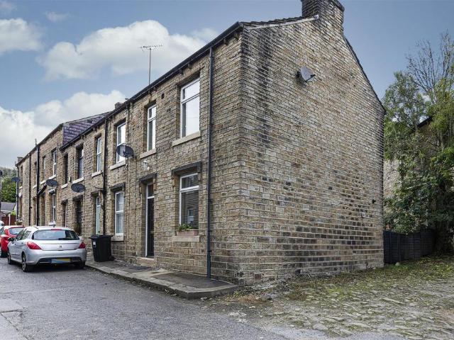 2 bedroom end of terrace house for sale