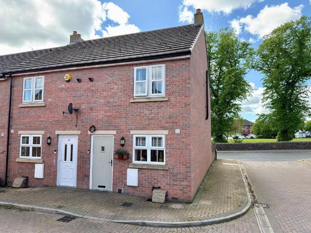 2 bedroom end of terrace house for sale