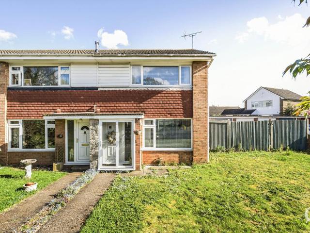 2 bedroom end of terrace house for sale