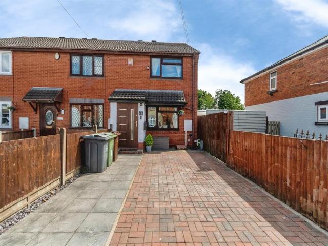 2 bedroom end of terrace house for sale