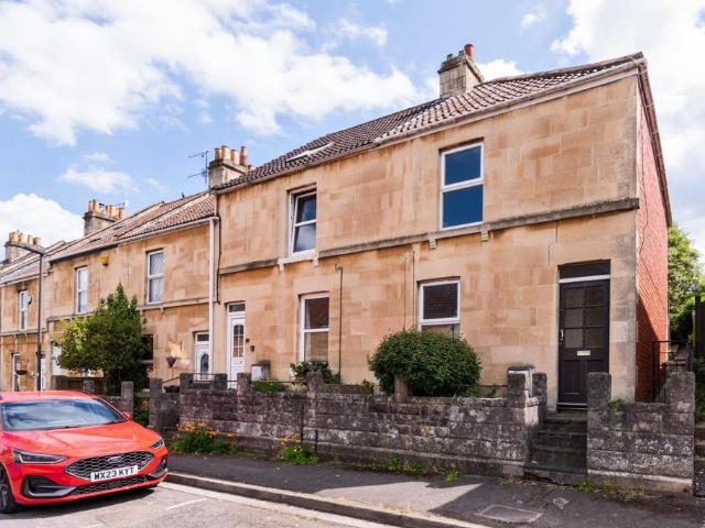2 bedroom end of terrace house for sale