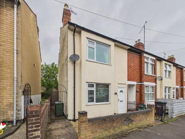 2 bedroom end of terrace house for sale