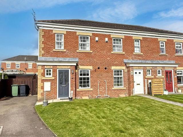 2 bedroom end of terrace house for sale