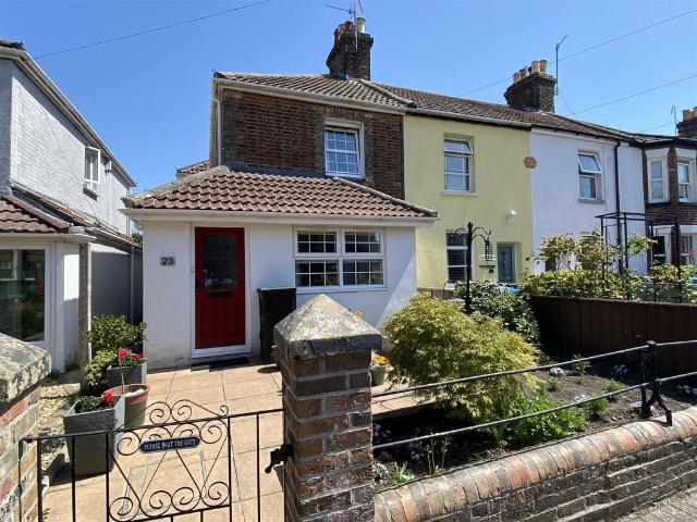 2 bedroom end of terrace house for sale