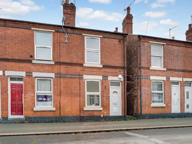 2 bedroom end of terrace house for sale