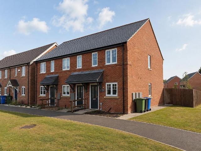 2 bedroom end of terrace house for sale