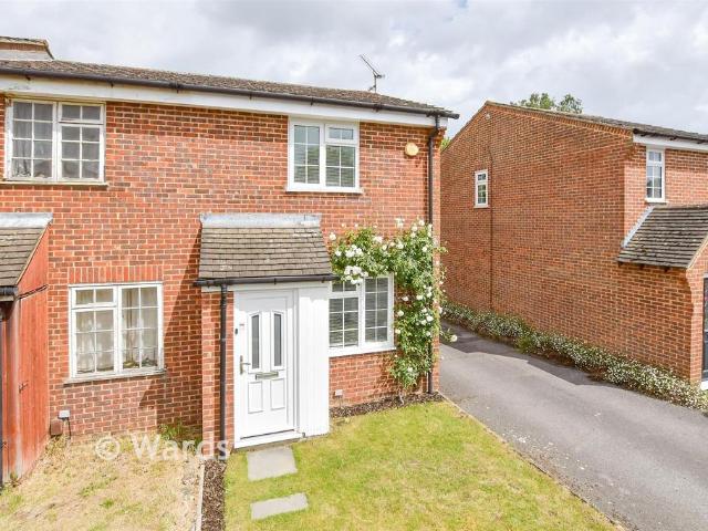 2 bedroom end of terrace house for sale