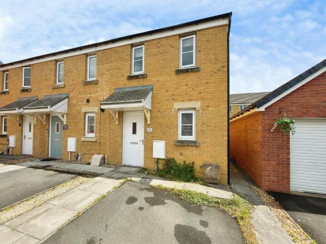 2 bedroom end of terrace house for sale
