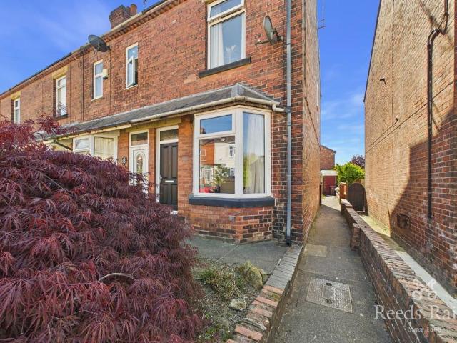 2 bedroom end of terrace house for sale