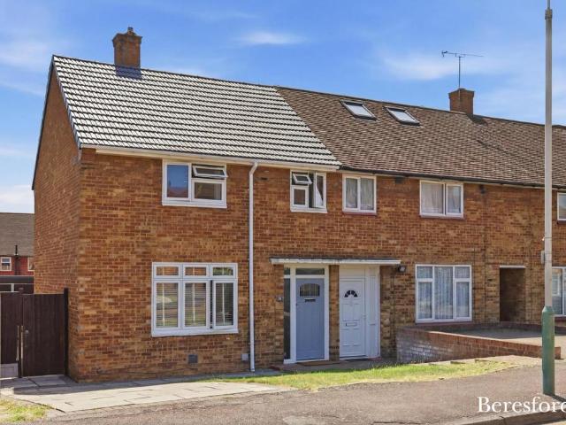 2 bedroom end of terrace house for sale