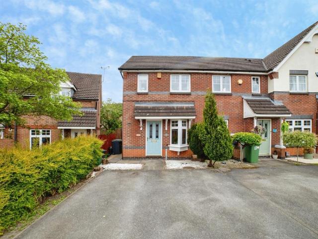 2 bedroom end of terrace house for sale