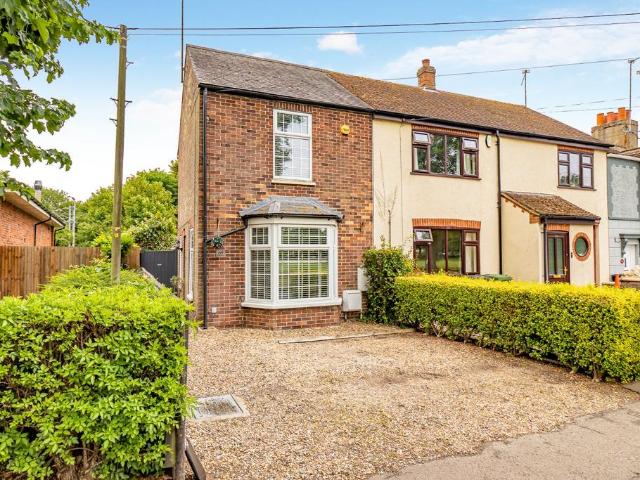 2 bedroom end of terrace house for sale