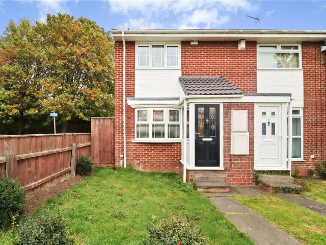 2 bedroom end of terrace house for sale