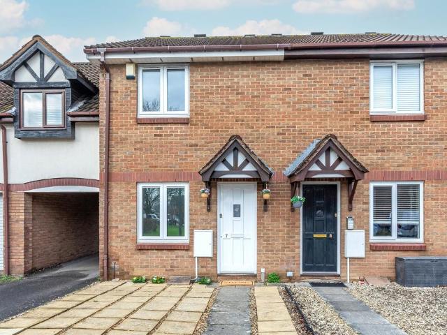 2 bedroom end of terrace house for sale