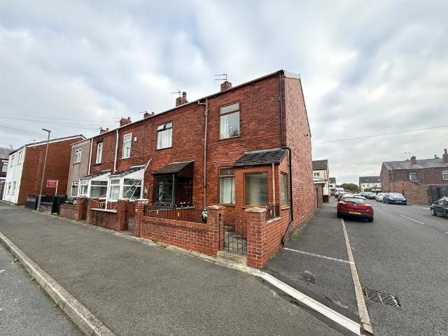 2 bedroom end of terrace house for sale
