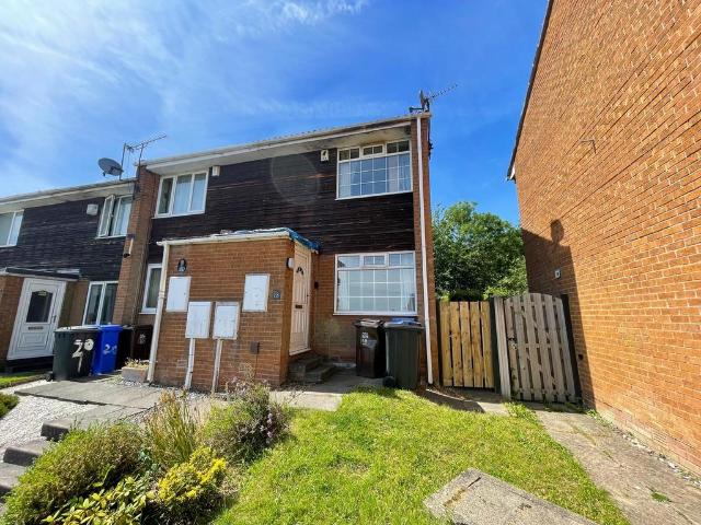 2 bedroom end of terrace house for sale
