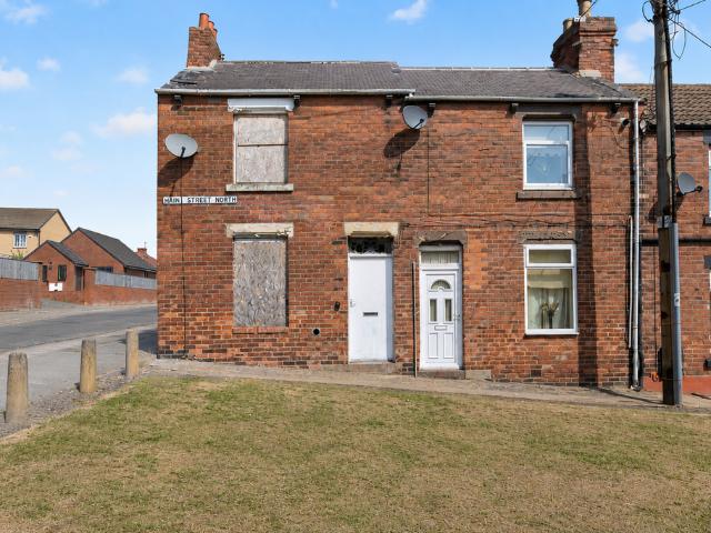 2 bedroom end of terrace house for sale