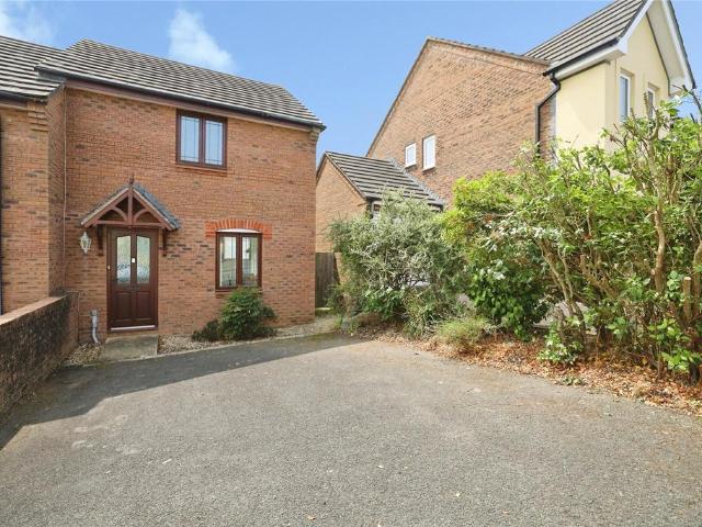 2 bedroom end of terrace house for sale