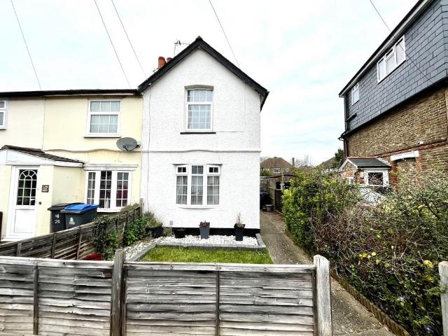 2 bedroom end of terrace house for sale