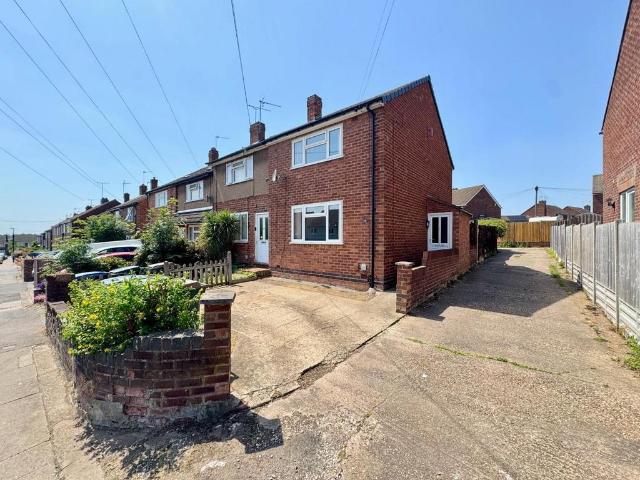 2 bedroom end of terrace house for sale