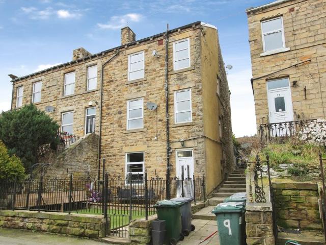 2 bedroom end of terrace house for sale