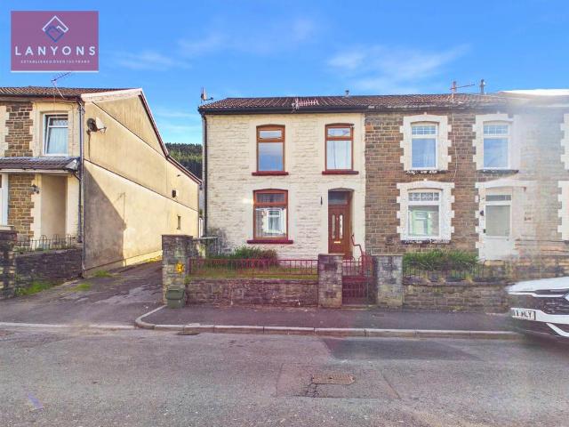 2 bedroom end of terrace house for sale