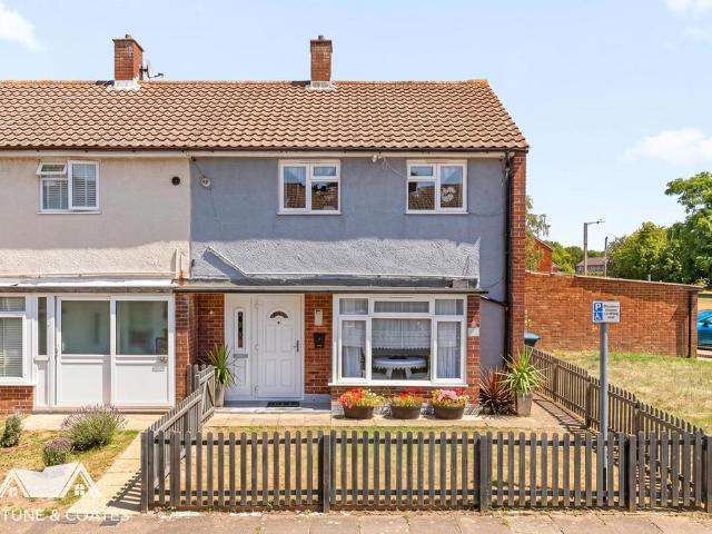 2 bedroom end of terrace house for sale