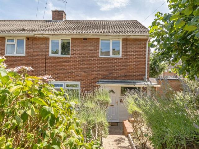 2 bedroom end of terrace house for sale