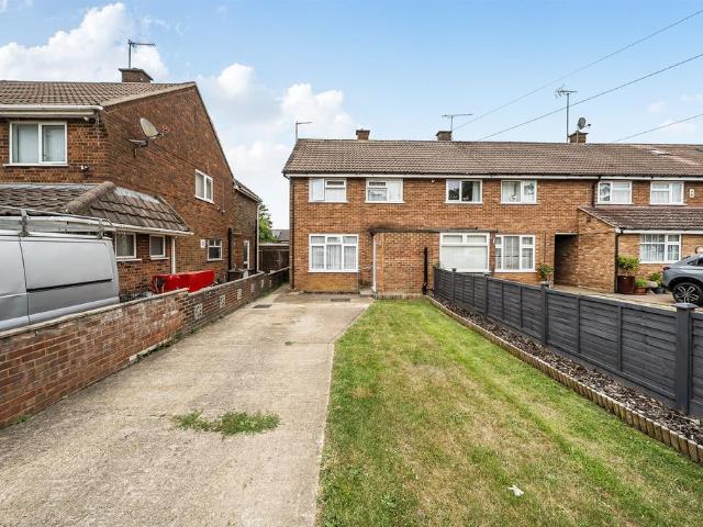 2 bedroom end of terrace house for sale
