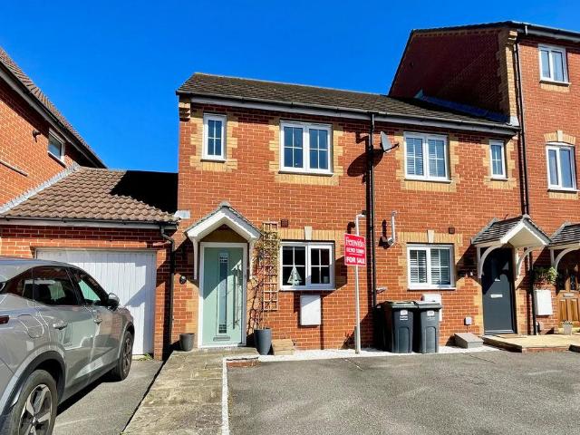 2 bedroom end of terrace house for sale