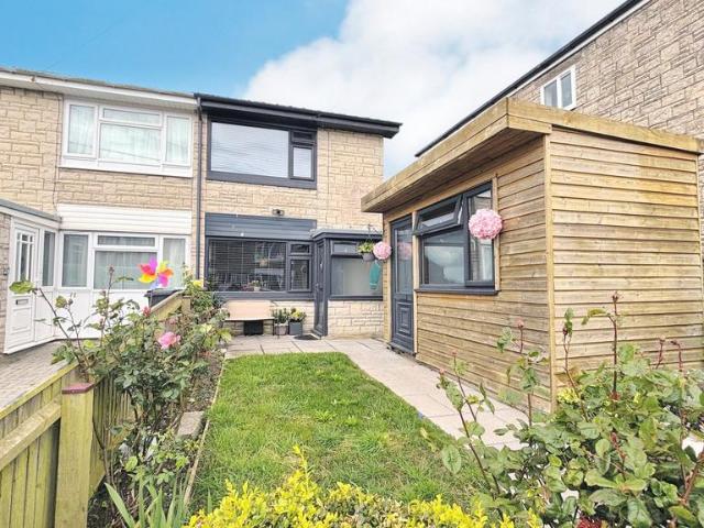 2 bedroom end of terrace house for sale