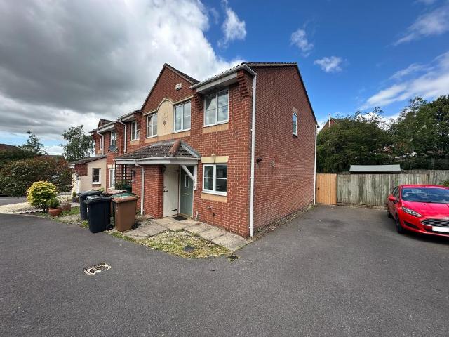 2 bedroom end of terrace house for sale