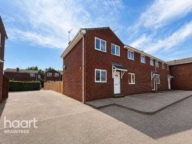 2 bedroom end of terrace house for sale