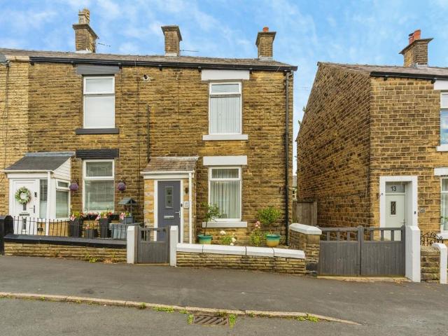 2 bedroom end of terrace house for sale